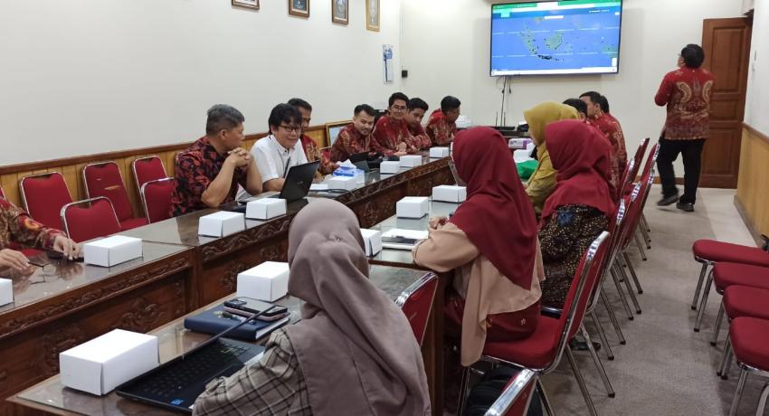 UNY Terima Kunjungan FST UIN Sunan Gunung Djati | Universitas Negeri ... UNY Terima Kunjungan FST UIN Sunan Gunung Djati | Universitas Negeri ...